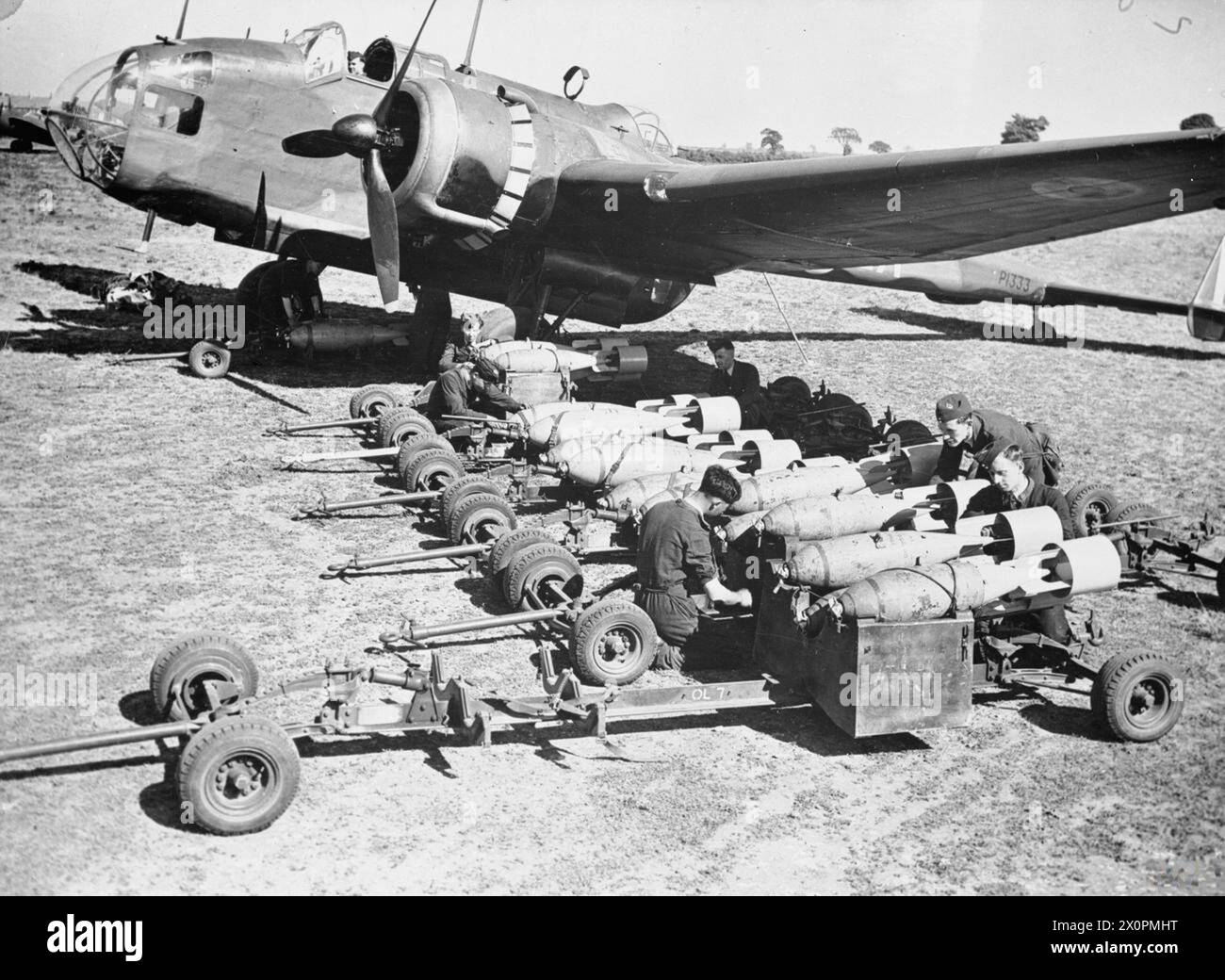 Handley page hampden bomber hi-res stock photography and images - Alamy
