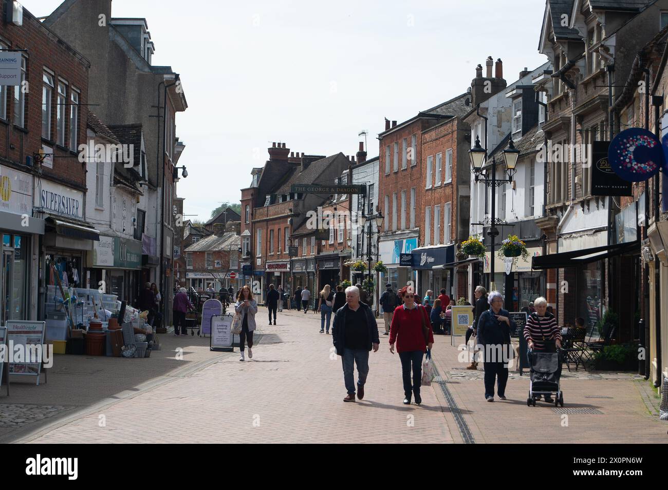 Chesham, Buckinghamshire, UK. 13th April, 2024. It was a warm sunny day ...