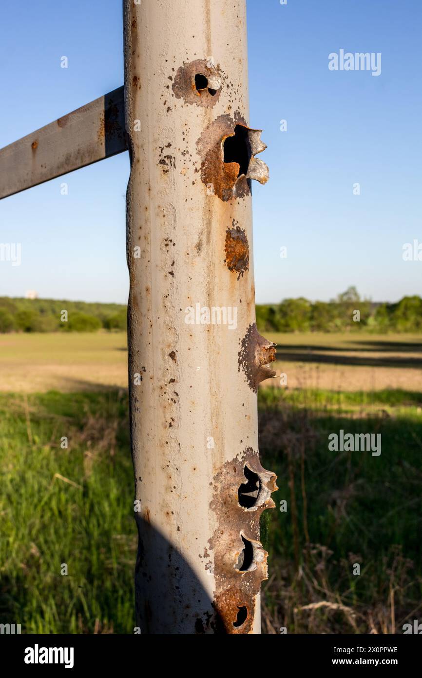Gunshots hi-res stock photography and images - Alamy