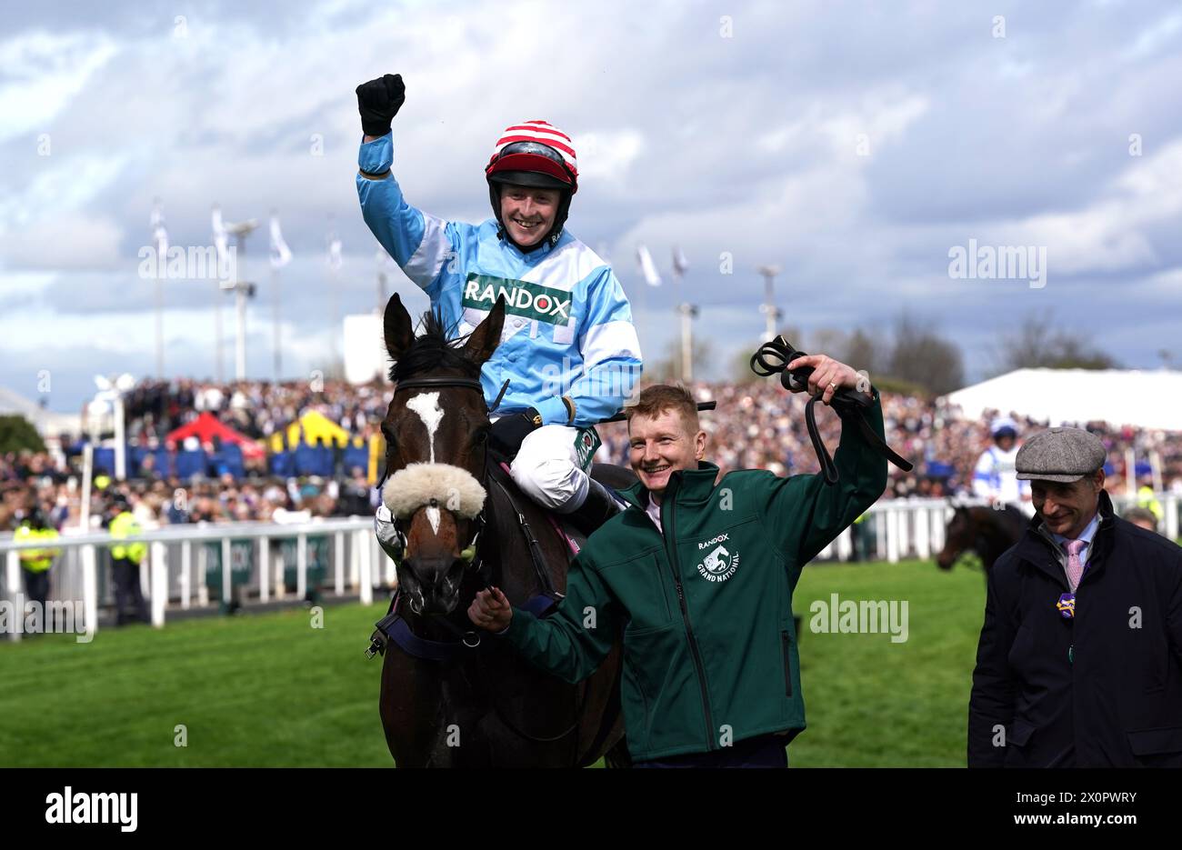 Stan Sheppard aboard Cruz Control after winning the William Hill ...