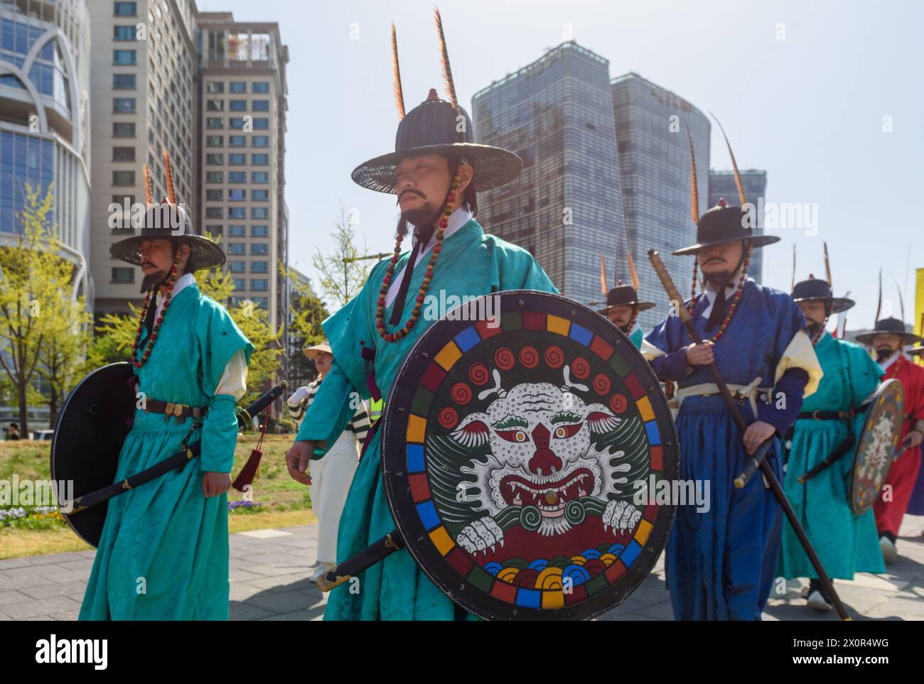 South Korean guardians wearing traditional guard uniforms from the ...