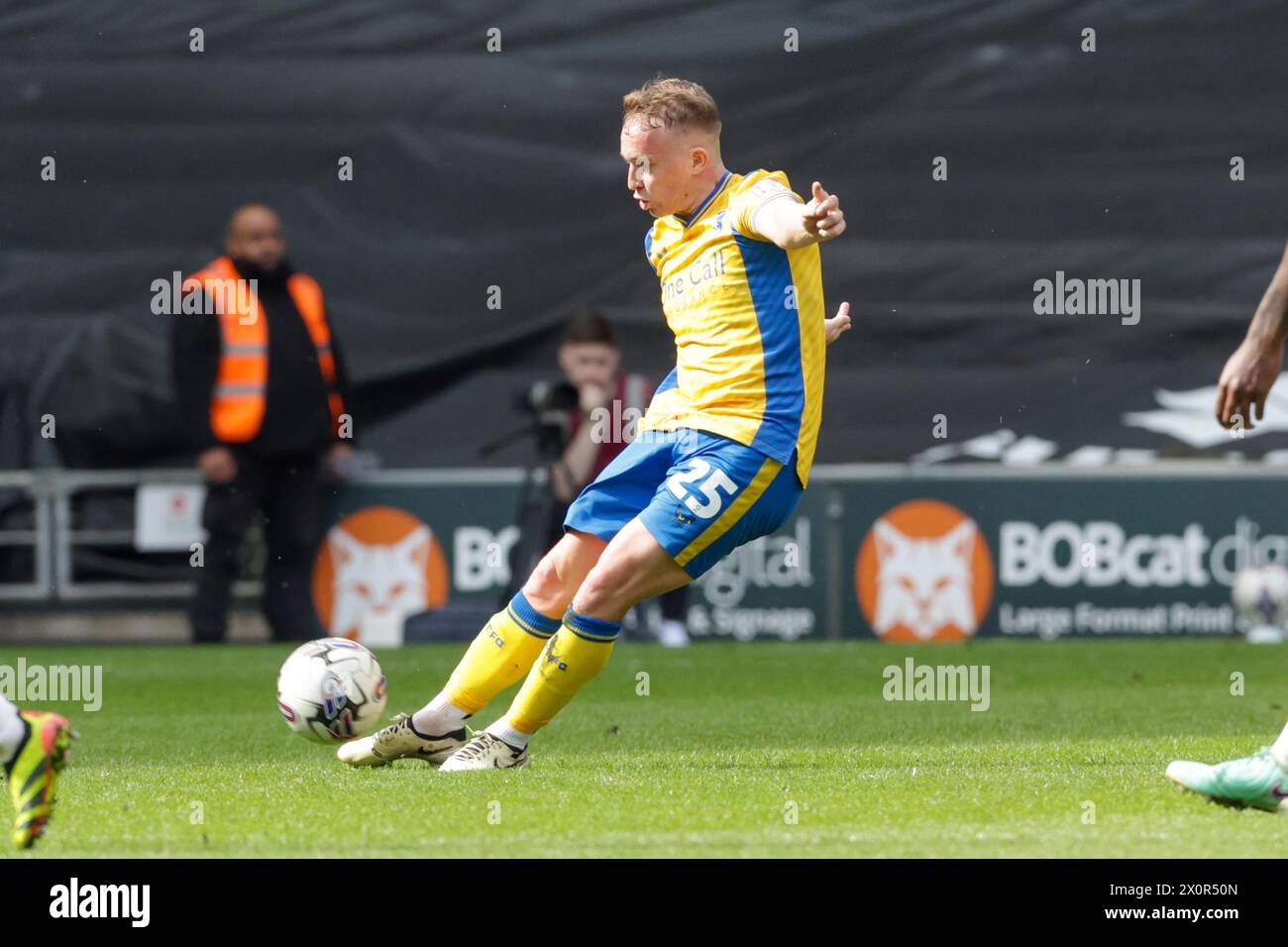 Mansfield Town's Louis Reed during the first half of the Sky Bet League ...
