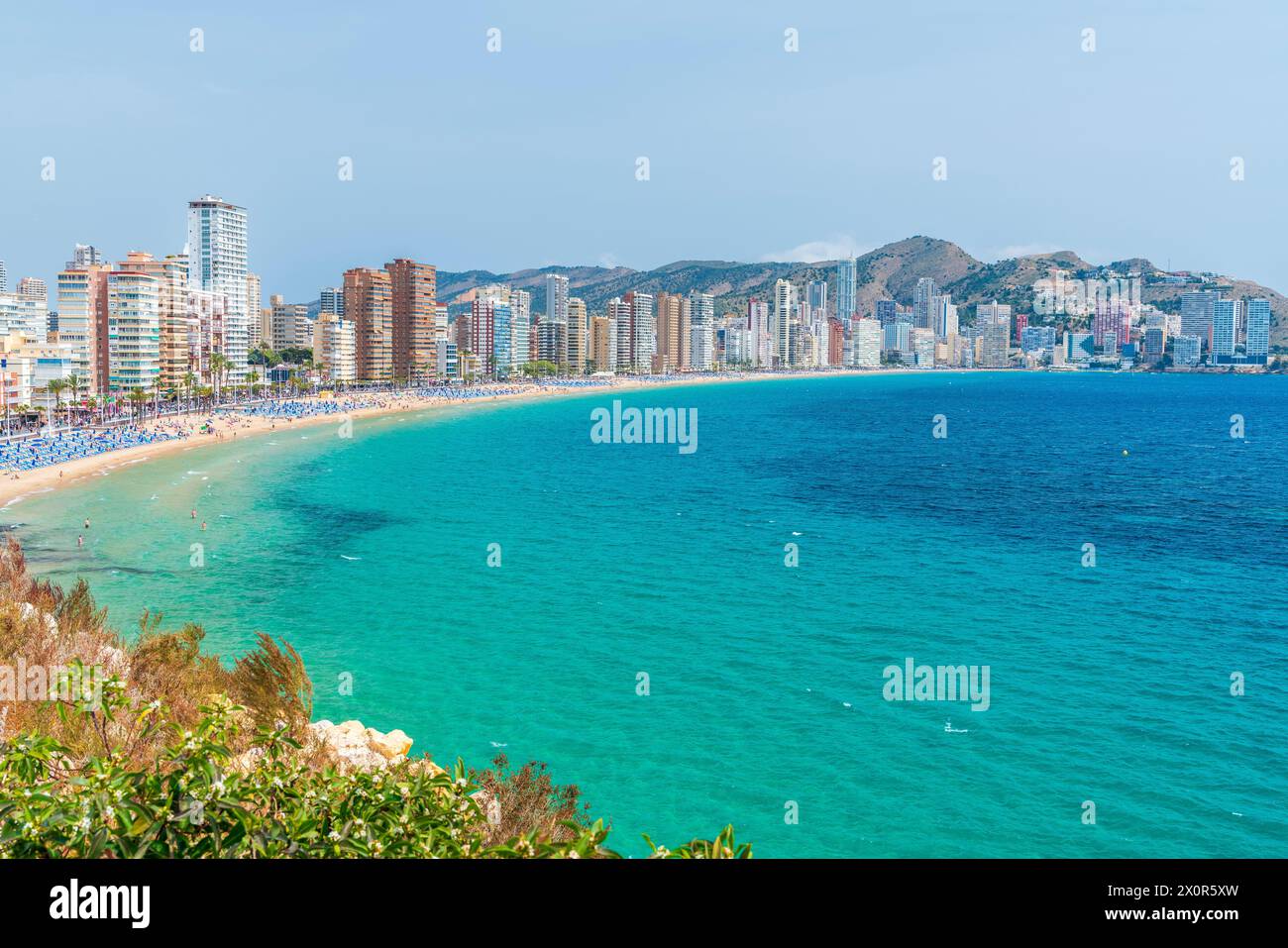 Platja de Llevant seen from Balcó de la Mediterrània, Benidorm ...