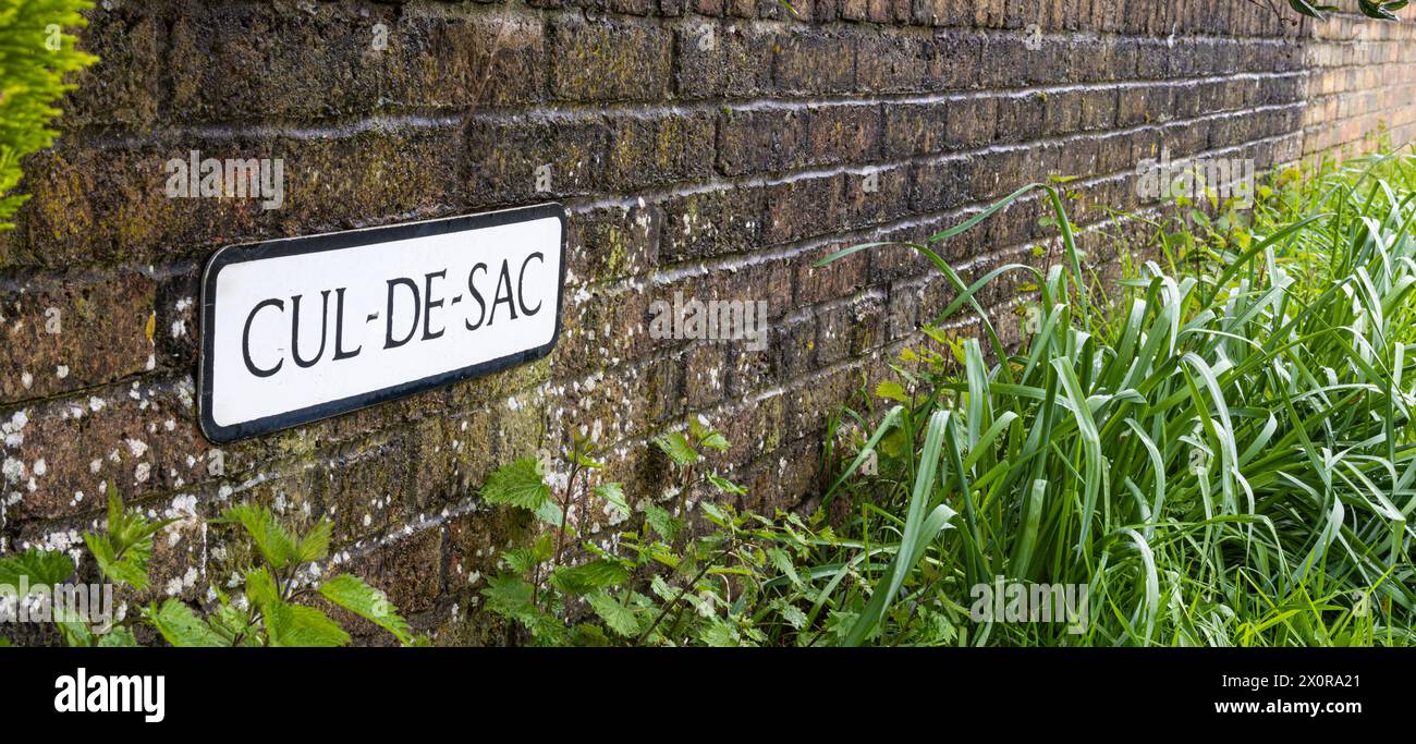 Cul de sac sign hi-res stock photography and images - Alamy