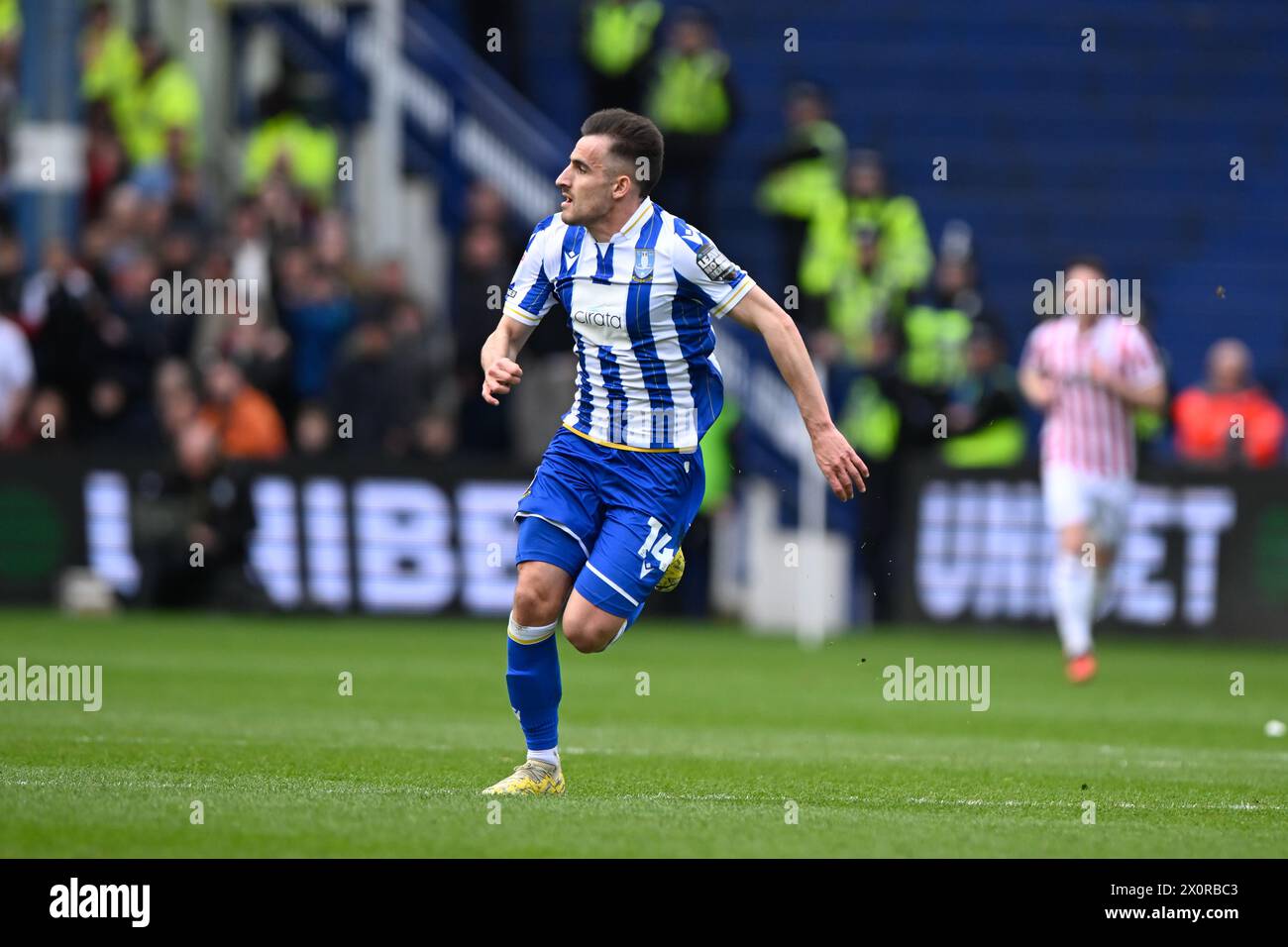 Pol Valentín of Sheffield Wednesday during the Sky Bet Championship ...
