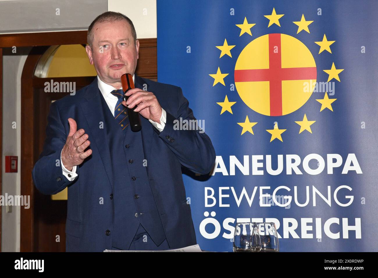 Reinhard Kloucek, Präsident Paneuropa Bewegung, Manfred Siebinger ...