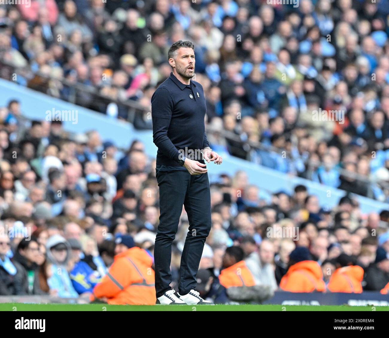 Rob Edwards manager of Luton Town instructs, during the Premier League ...