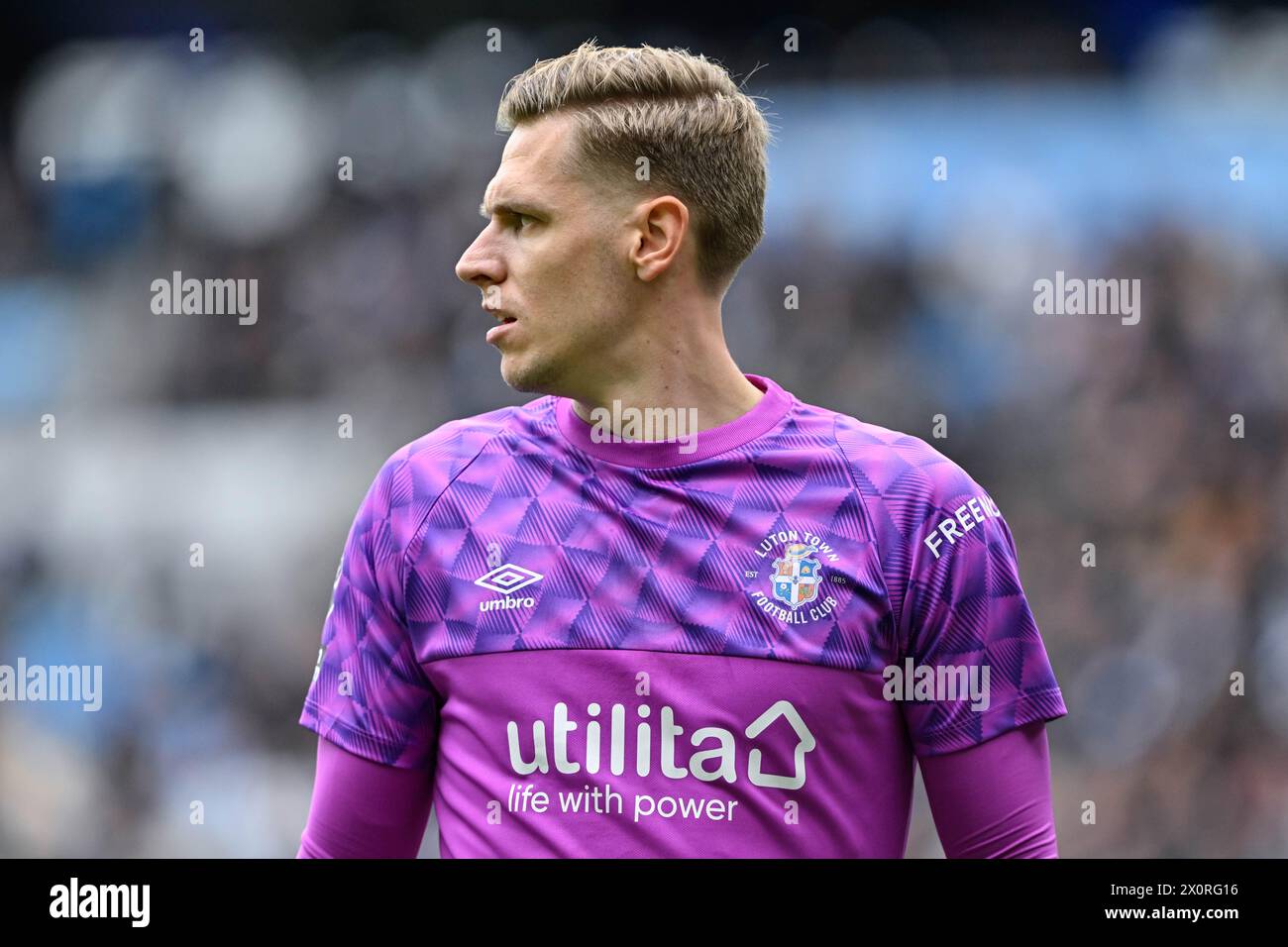 Thomas kaminski luton town hi-res stock photography and images - Alamy