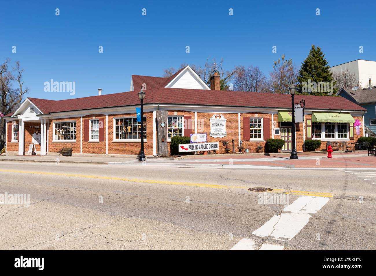 Crystal Lake, Illinois - United States - April 8th, 2024: Downtown ...