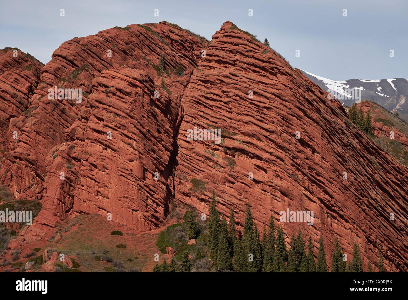 Broken Heart rock, red rocks seven 7 bulls, gorge Jety-Oguz. Popular ...