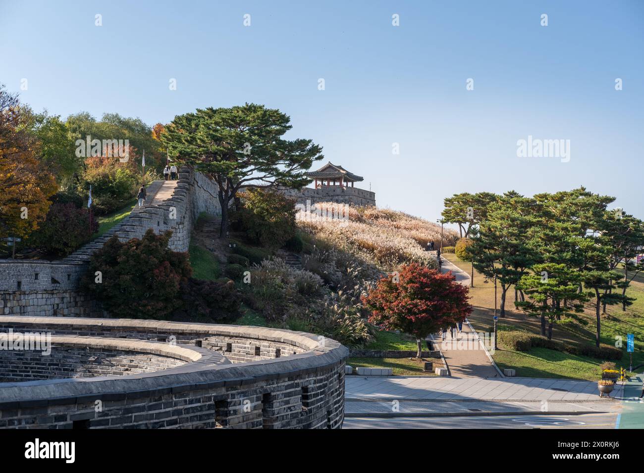 Suwon, South Korea - 29 October 2023: Suwon Hwaseong Fortress Wall ...