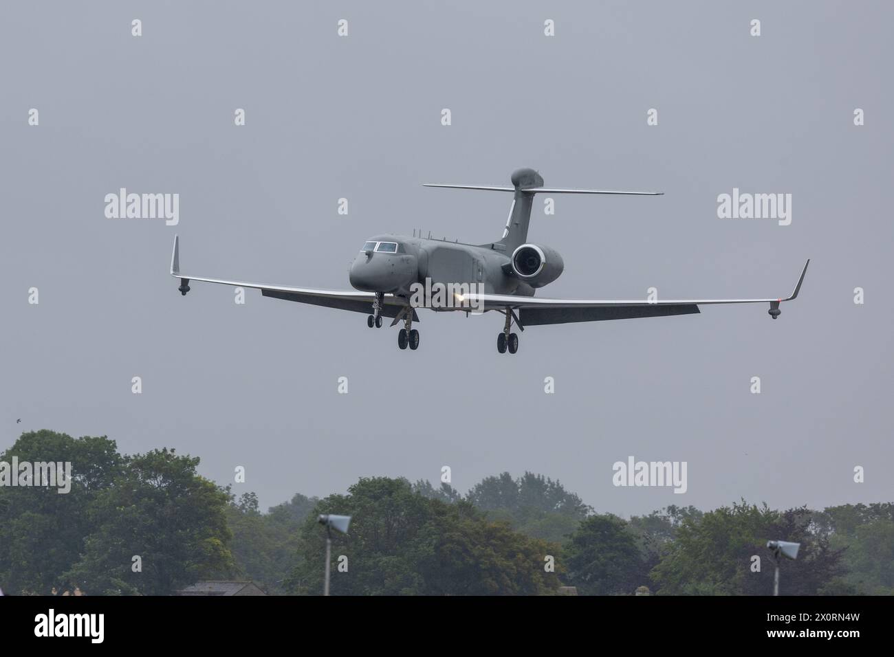 Conformal airborne early warning system hi-res stock photography and ...