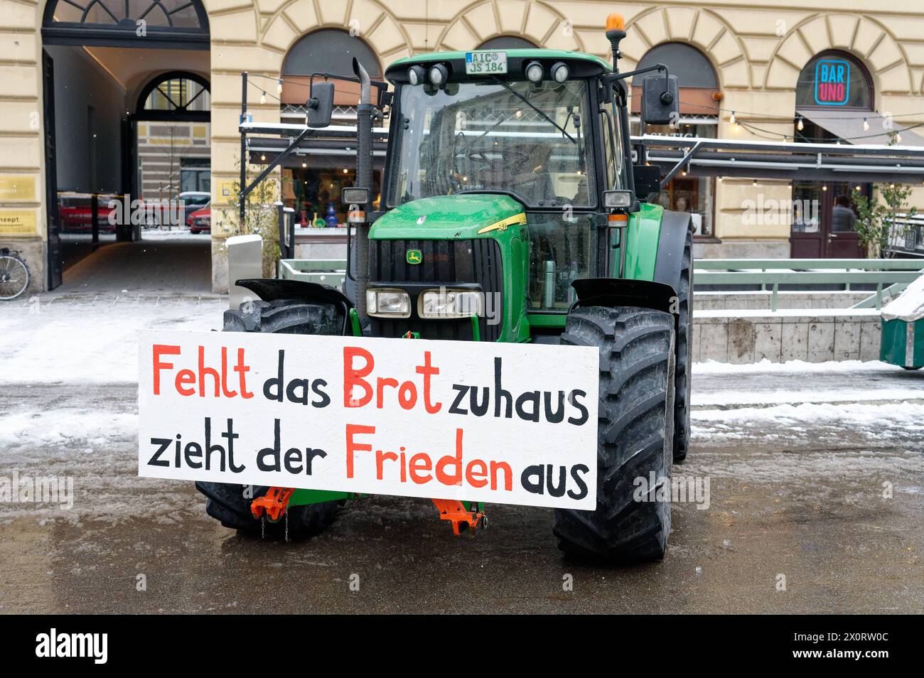 Bauernproteste Bauernproteste in München auf der Leopoldstraße Fehlt ...