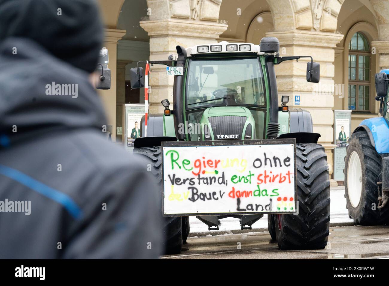 Bauernproteste Bauernproteste in München auf der Leopoldstraße ...