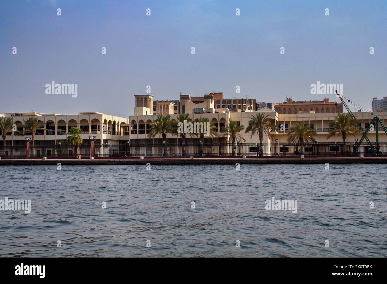 Modern middle eastern architecture hi-res stock photography and images ...