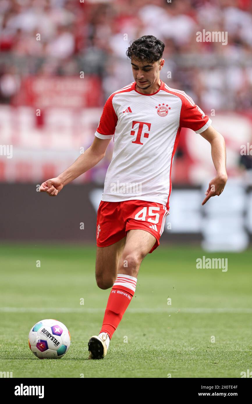 Aleksandar Pavlovic of Bayern Muenchen MUNICH, GERMANY - APRIL 13 ...