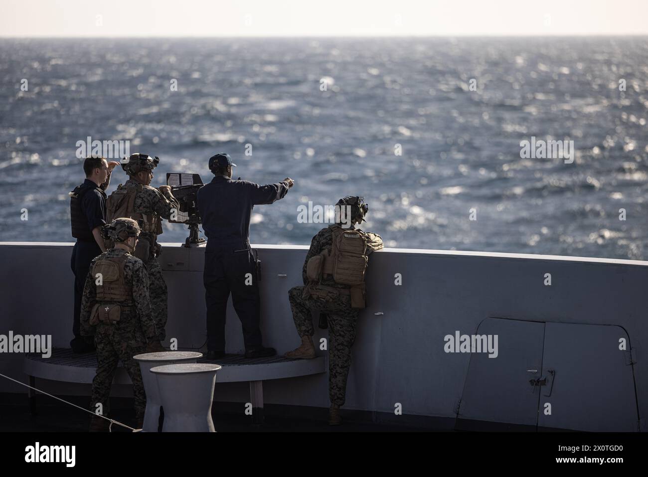 U.S. Marines with Battalion Landing Team 1/8, 24th Marine Expeditionary ...