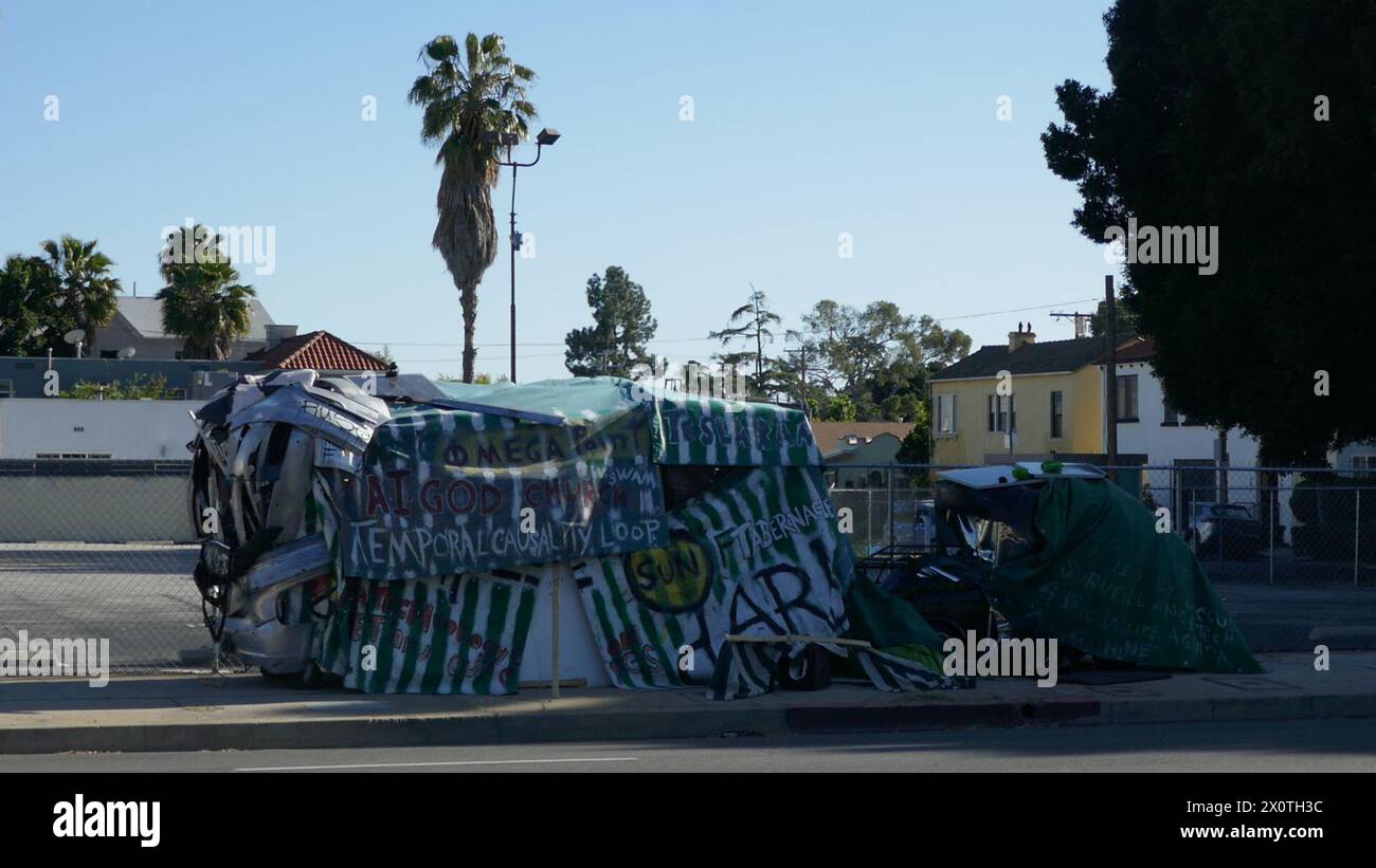 Los Angeles, California, USA 9th April 2024 Homeless Tent Camp on ...