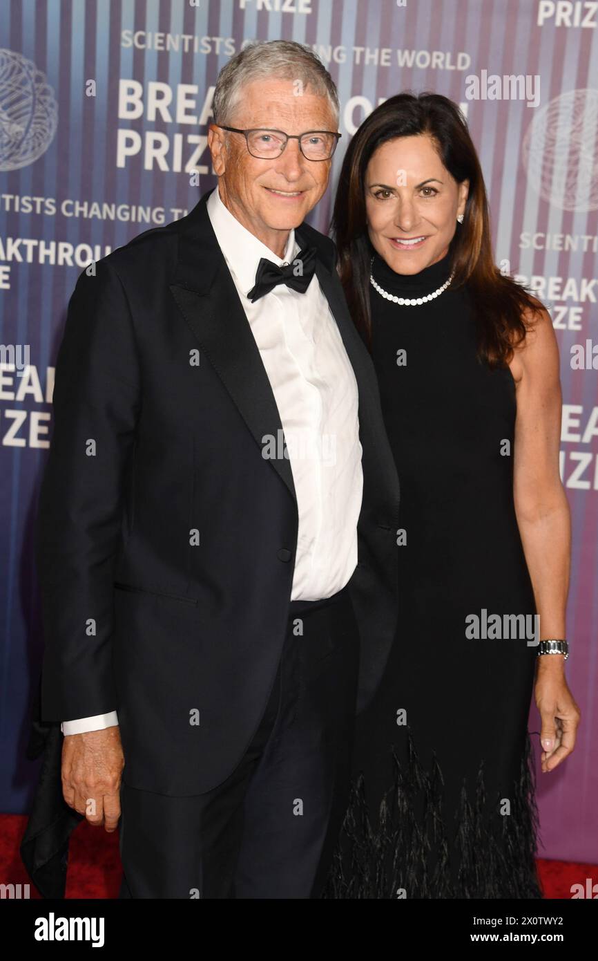 LOS ANGELES, CA - APRIL 13: Bill Gates and Paula Hurd at the 10th Annua ...