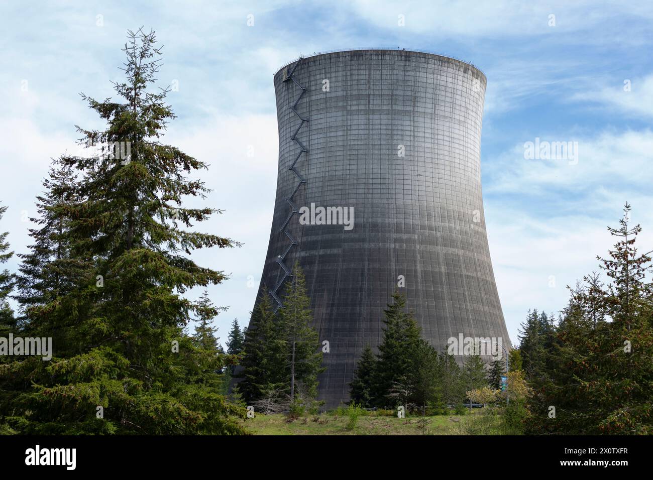 Cooling tower of the decommissioned Satsop Nuclear Power Plant looms ...