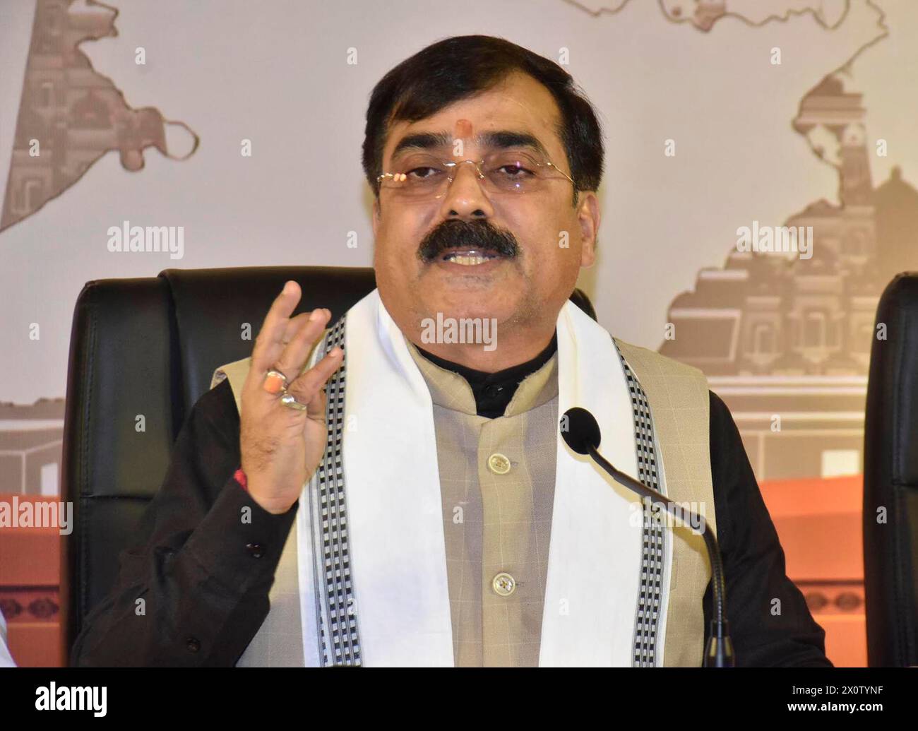 Chanakya hi-res stock photography and images - Alamy