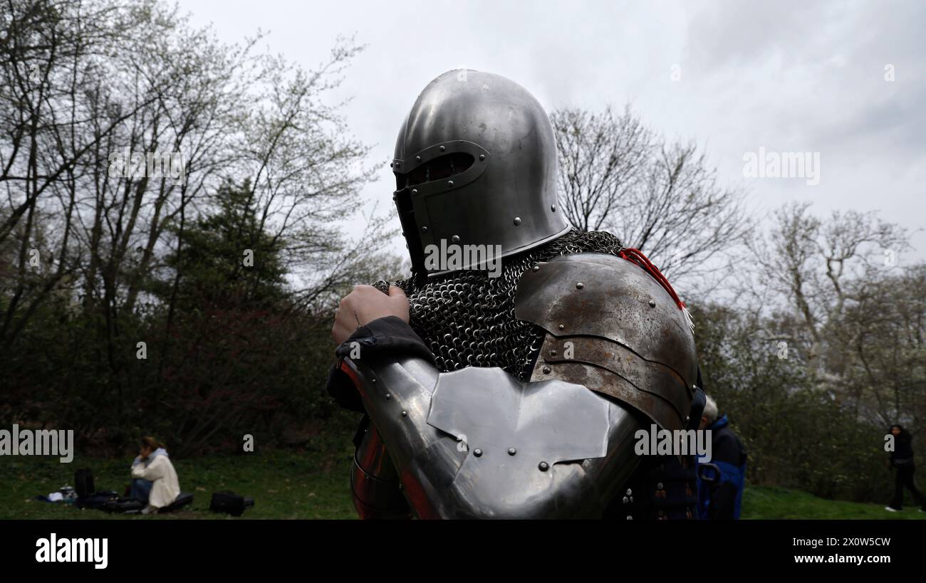Steel gladiators hi-res stock photography and images - Alamy