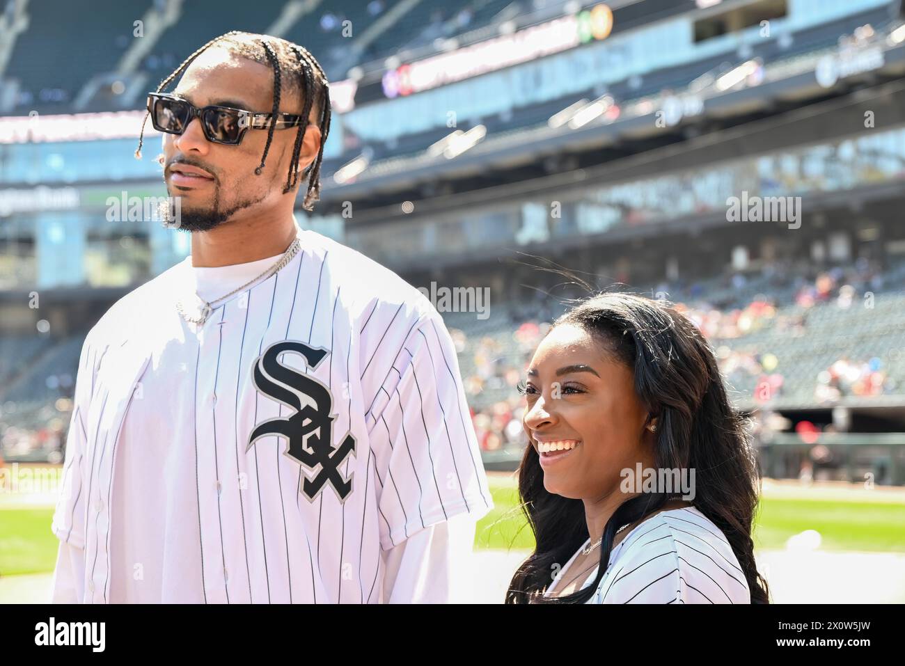 Simone Biles (right) and NFL Chicago Bears' Football Safety Jonathan ...