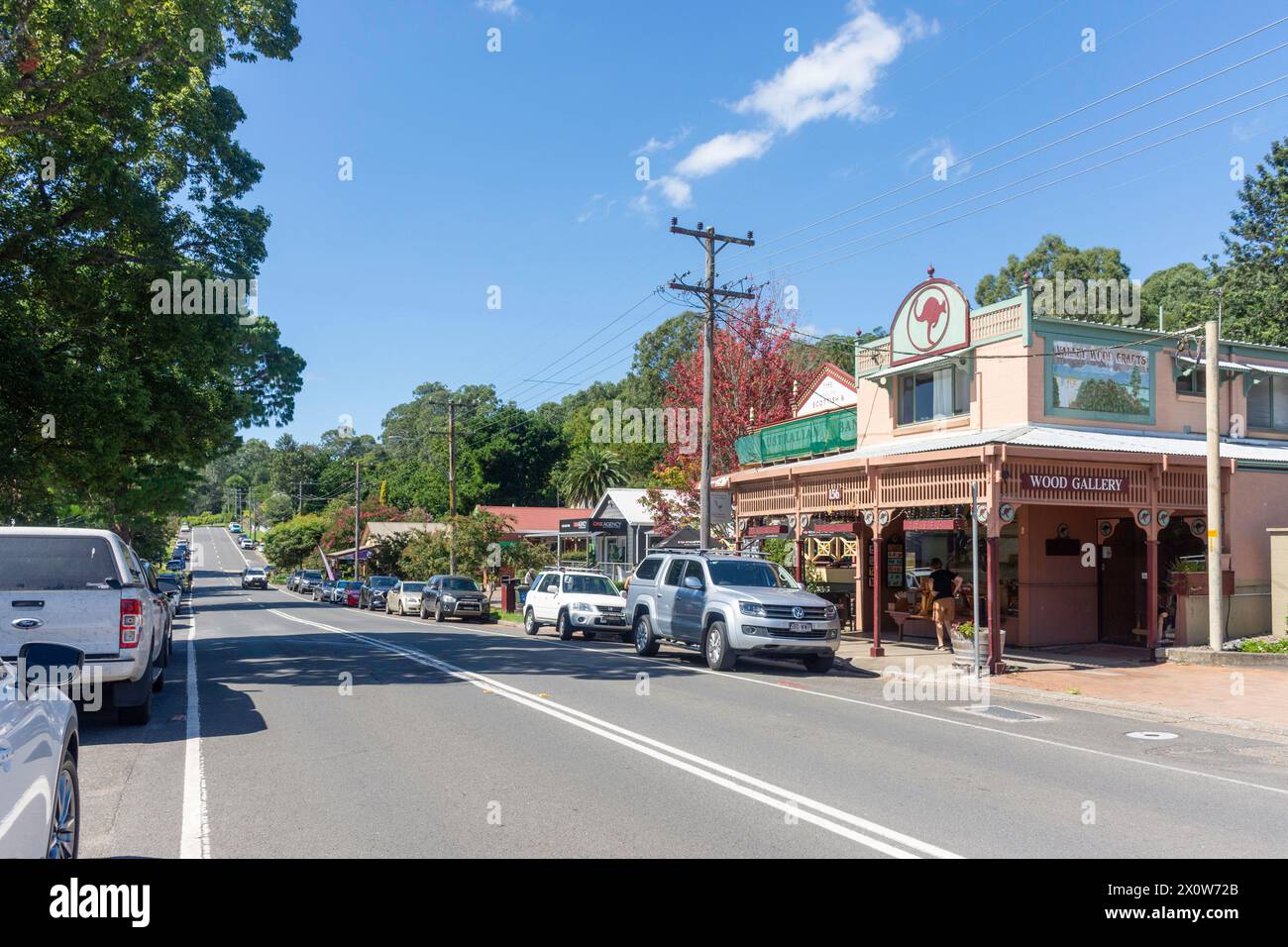 Moss Vale Road, Kangaroo Valley, New South Wales, Australia Stock Photo ...