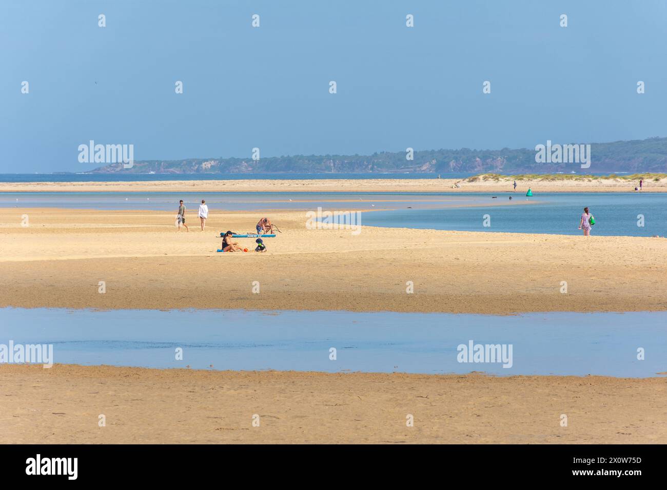 Channel country australia hi-res stock photography and images - Alamy