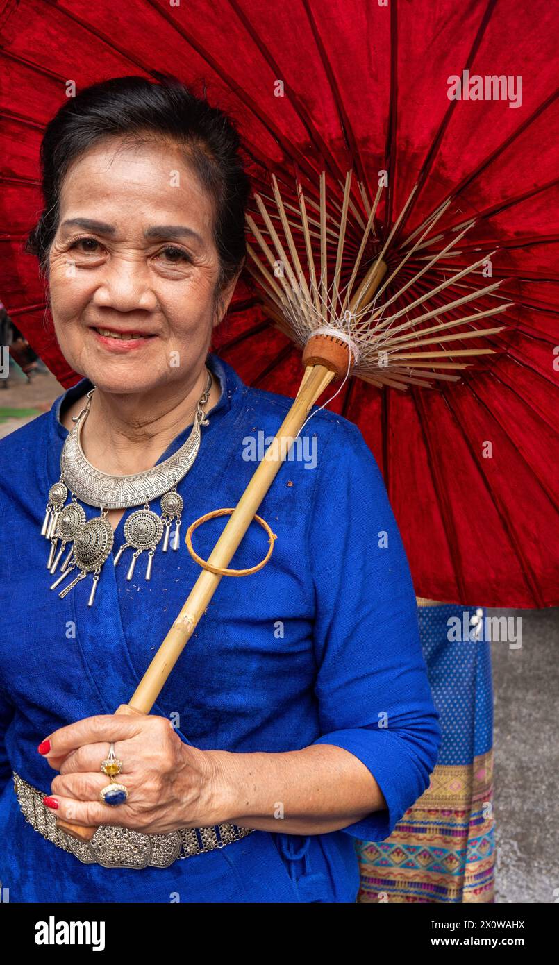 Songkram thailand water hi-res stock photography and images - Alamy