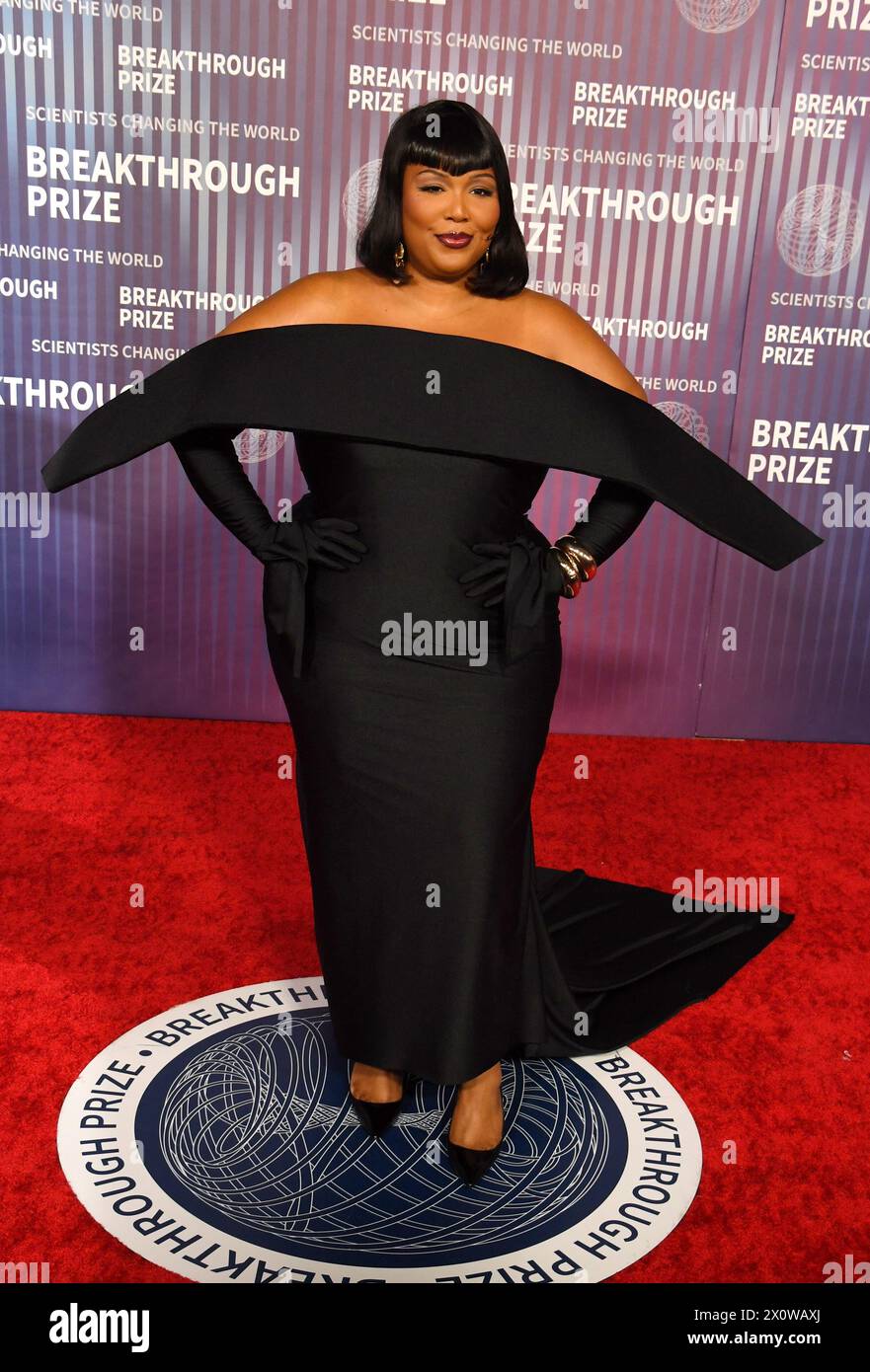 LOS ANGELES, CA - APRIL 13: Lizzo at the 10th Annual Breakthrough Prize ...