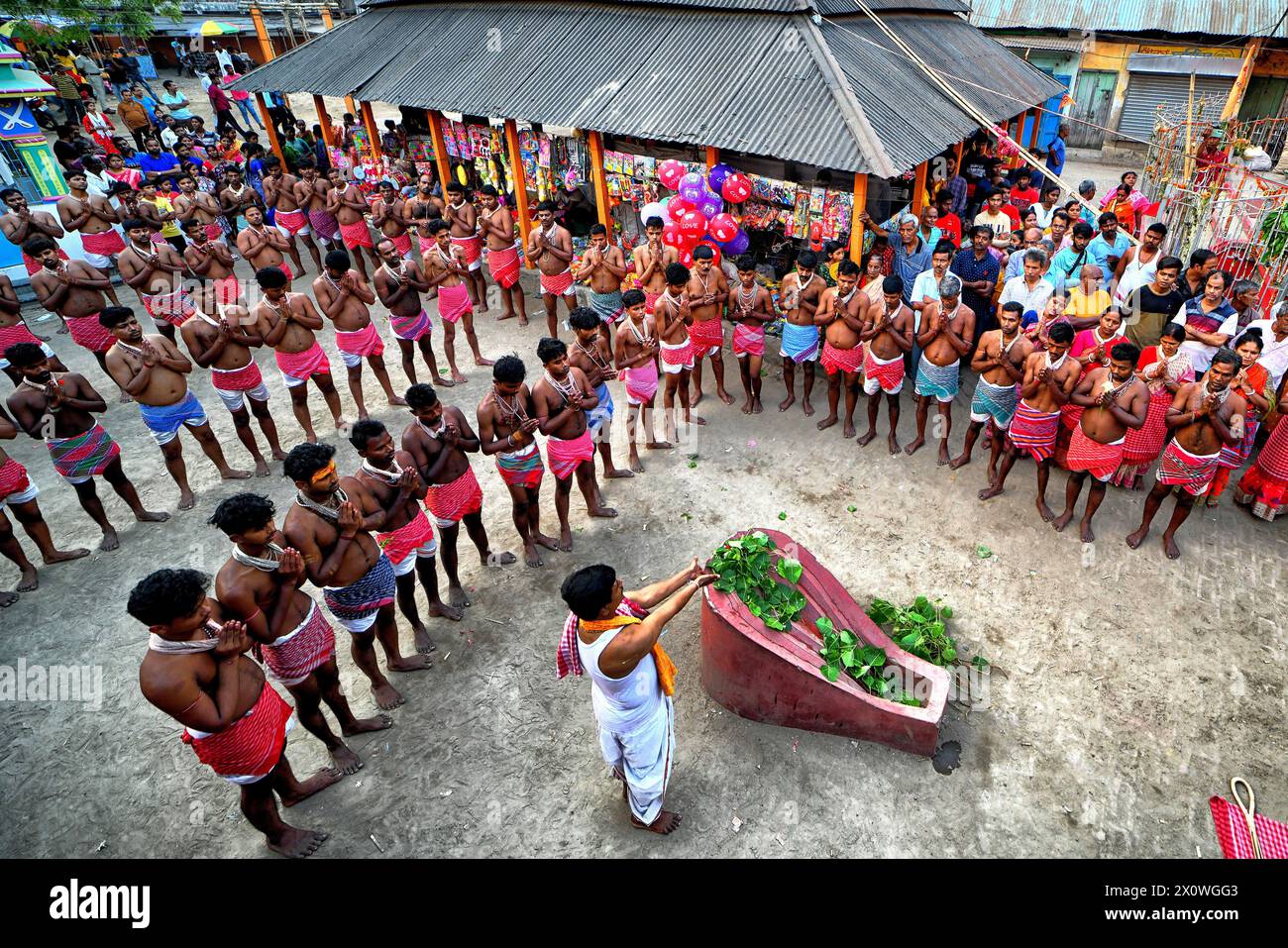Bagnan, India. 13th Apr, 2024. Hindu devotees seen praying during the ...