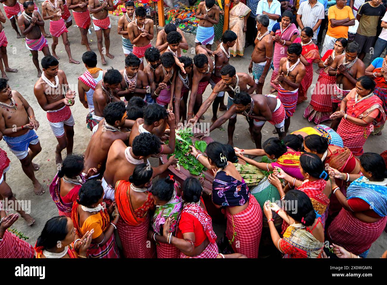 Bagnan, India. 13th Apr, 2024. Devotees seen offering their prayer ...