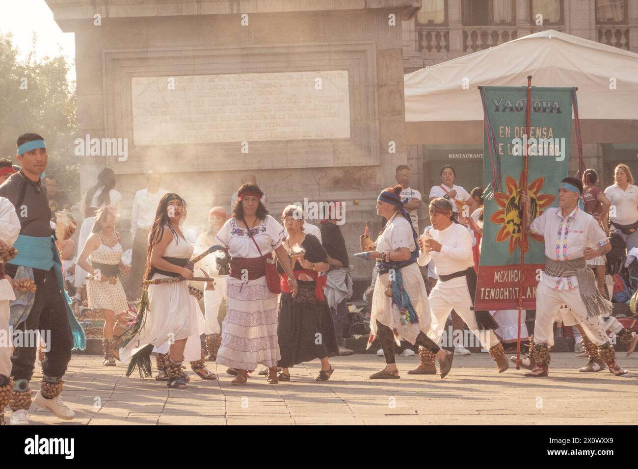 Calpulli Tonalehqueh performs at public square in celebration of Aztec ...