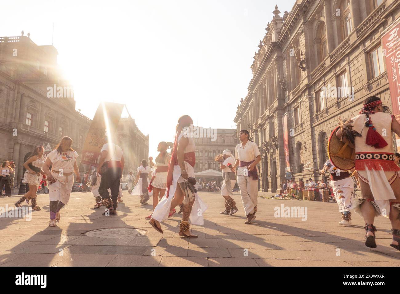 Calpulli Tonalehqueh performs at public square in celebration of Aztec ...