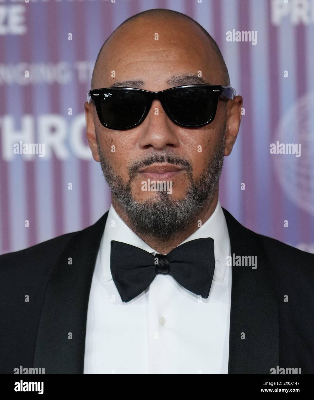 Swizz Beatz arrives at the 10th Annual Breakthrough Prize Ceremony held ...