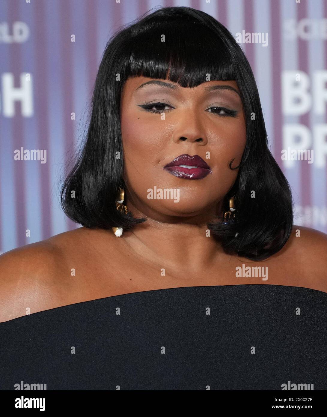 Lizzo arrives at the 10th Annual Breakthrough Prize Ceremony held at ...