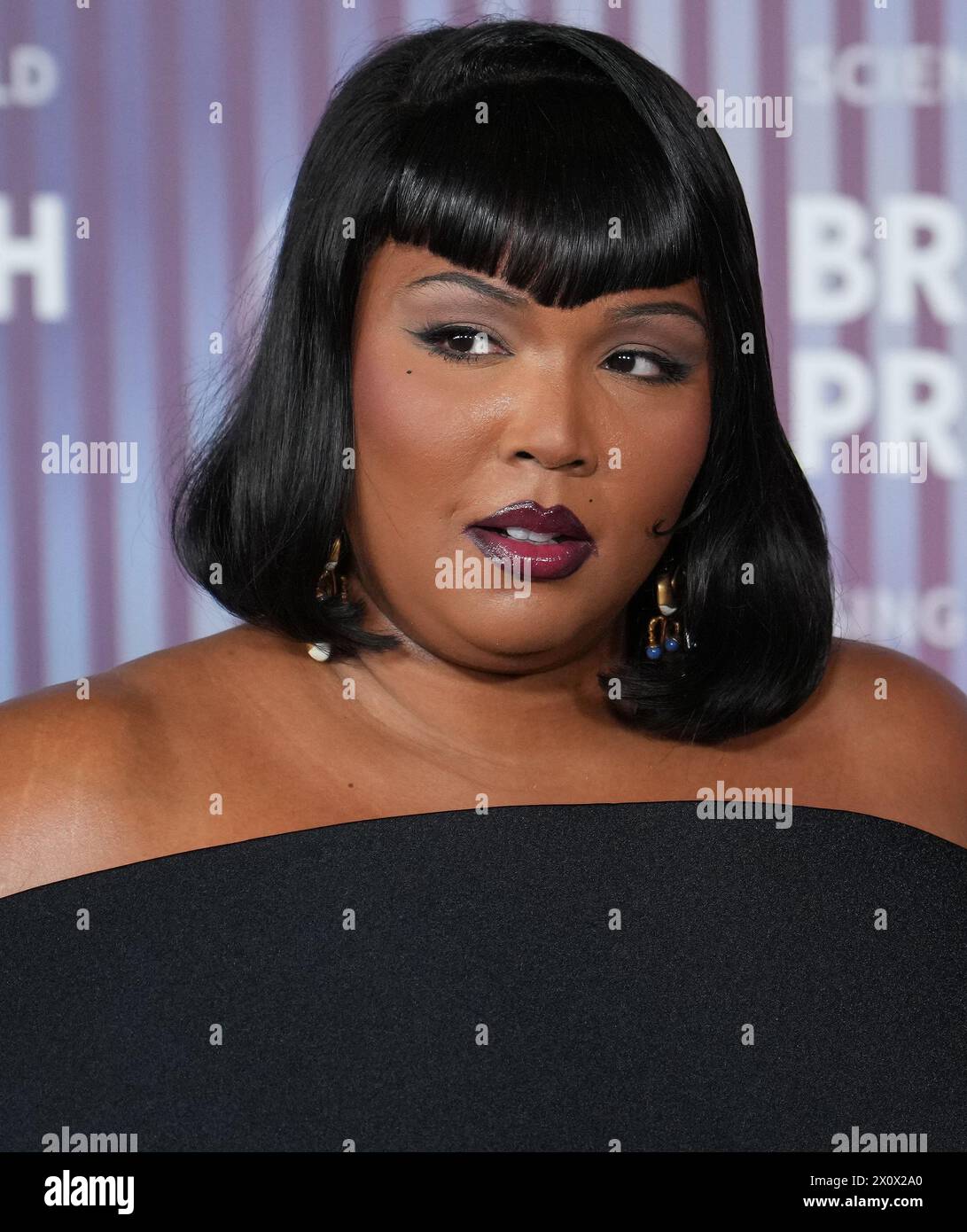Lizzo arrives at the 10th Annual Breakthrough Prize Ceremony held at ...