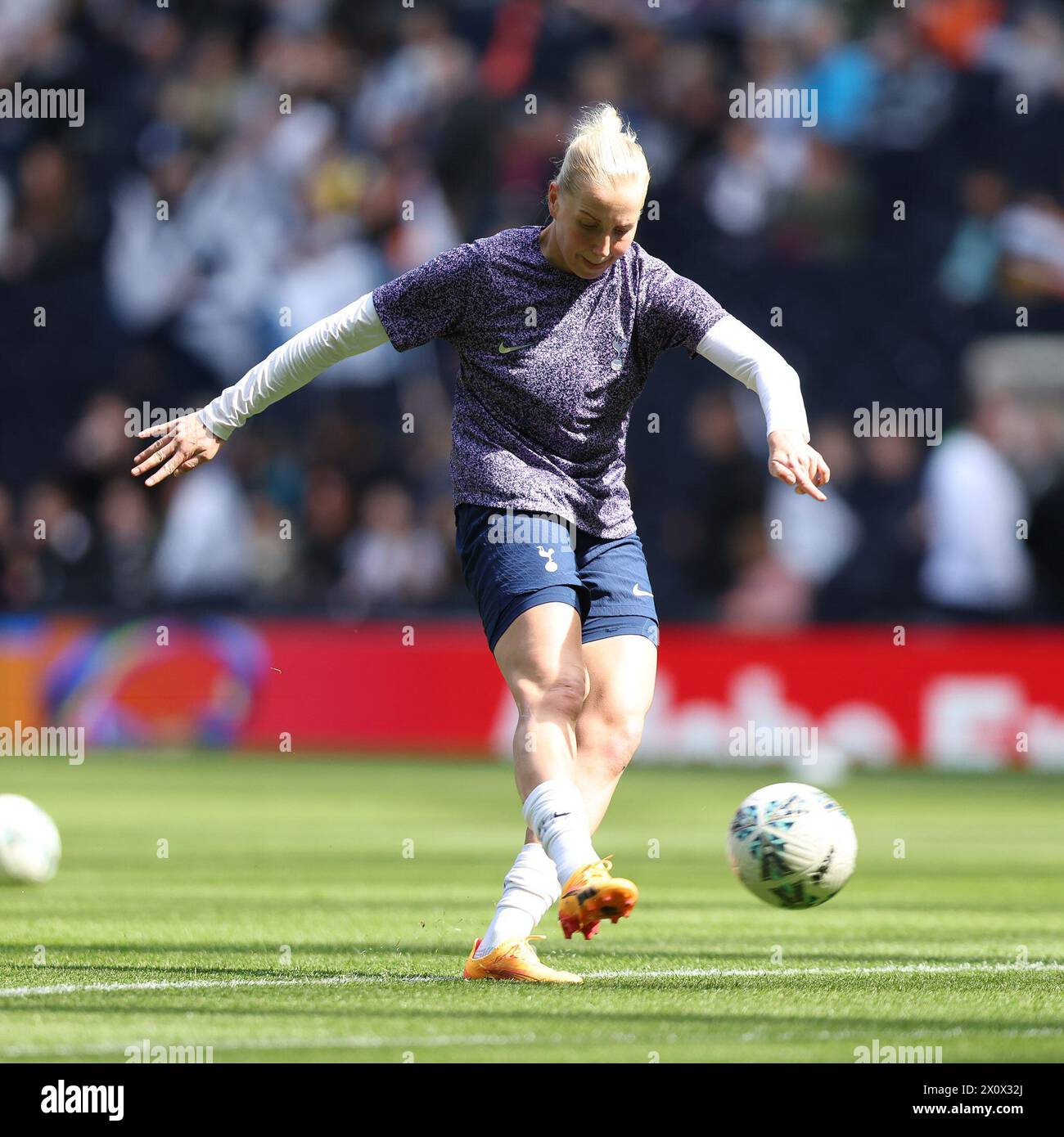 Bethany england tottenham hotspur hi-res stock photography and images ...