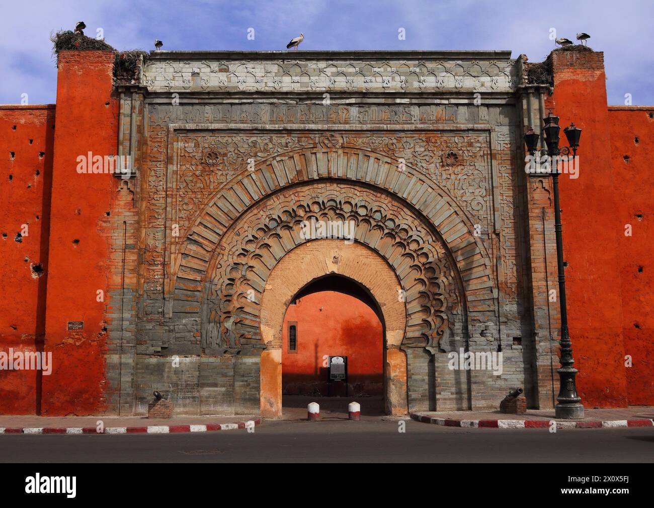 Storks terracotta wall morocco hi-res stock photography and images - Alamy