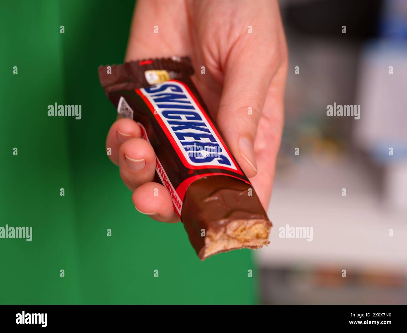 Snickers bar hi-res stock photography and images - Alamy