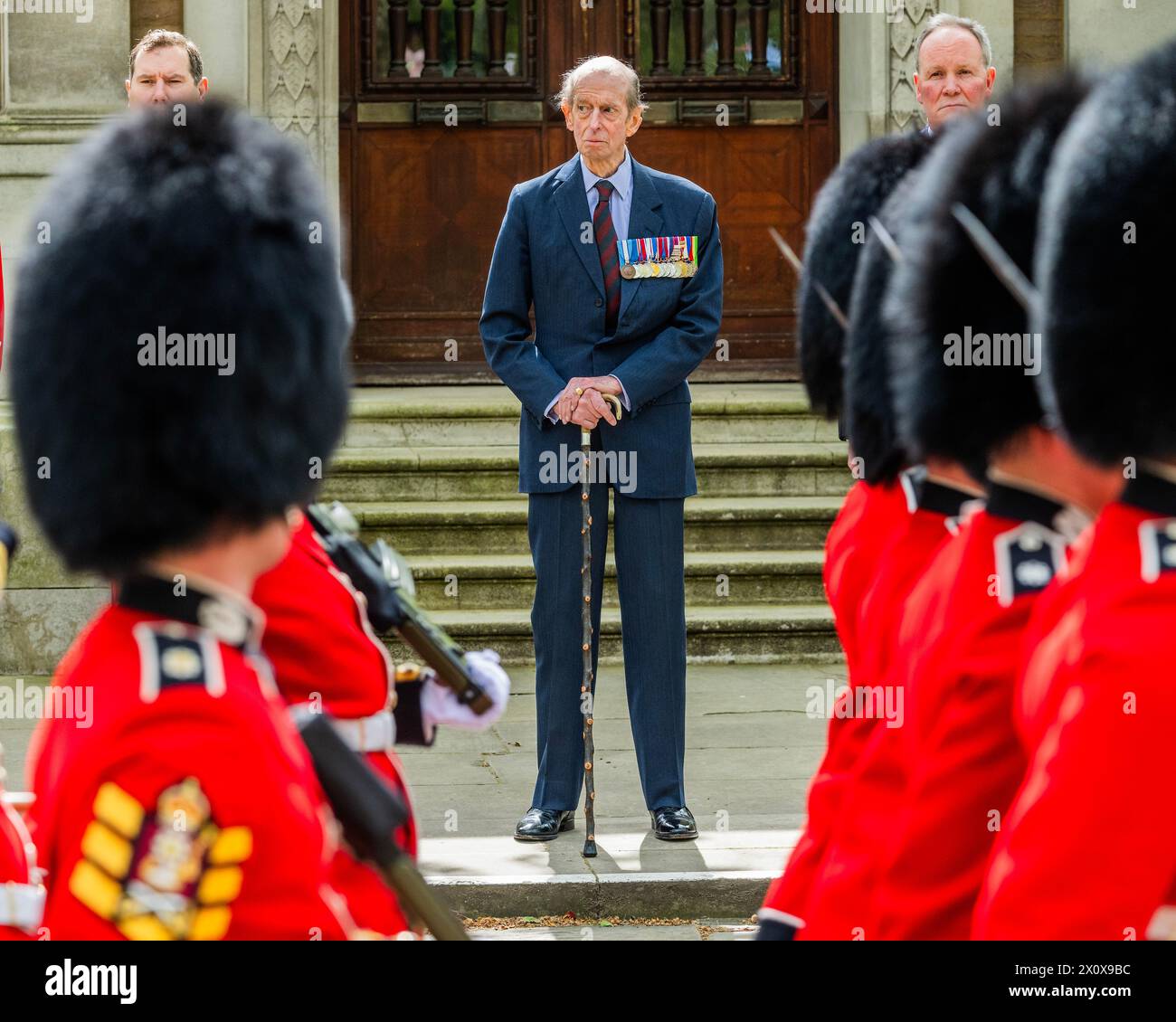 Scots guards march past hi-res stock photography and images - Alamy