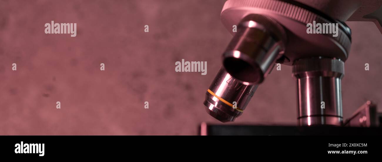 Red and blue lenses hi-res stock photography and images - Alamy