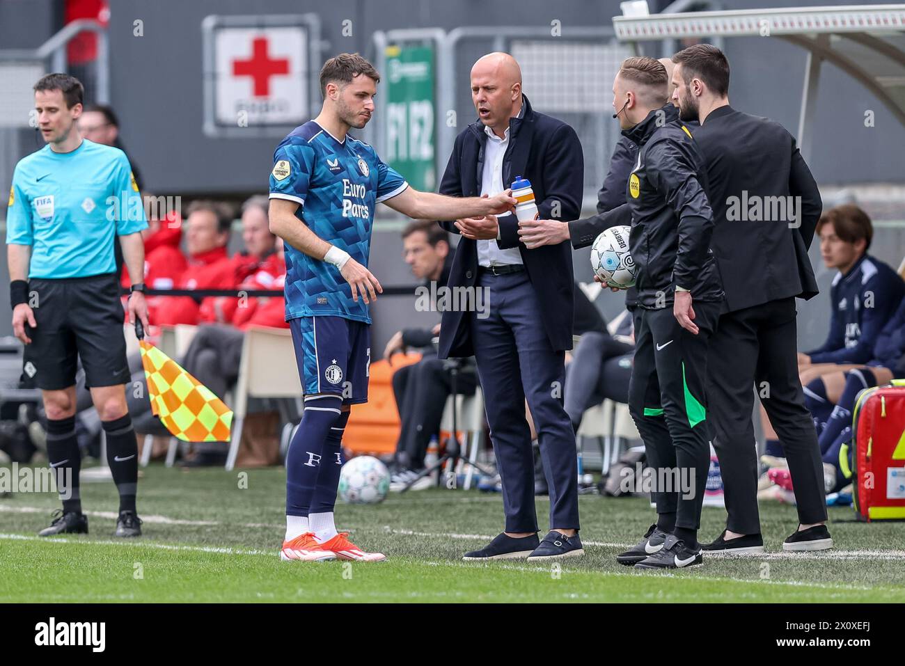 SITTARD, NETHERLANDS - APRIL 14: Head Coach Arne Slot of Feyenoord ...