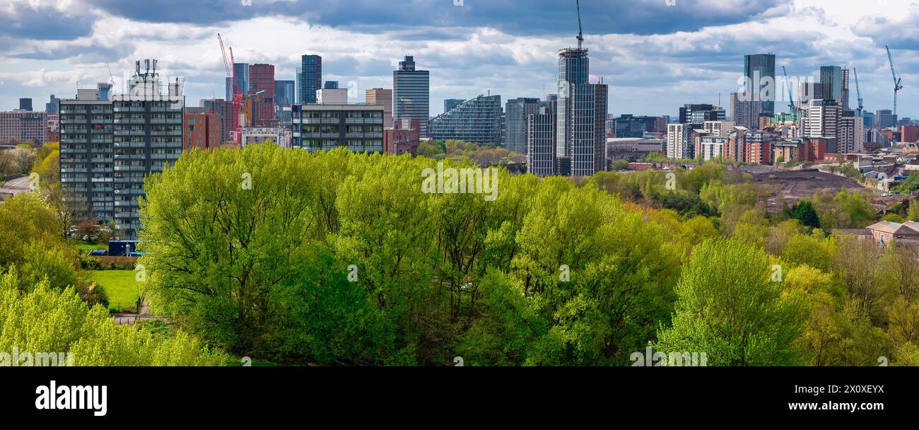 Manchester city centre aerial by day hi-res stock photography and ...