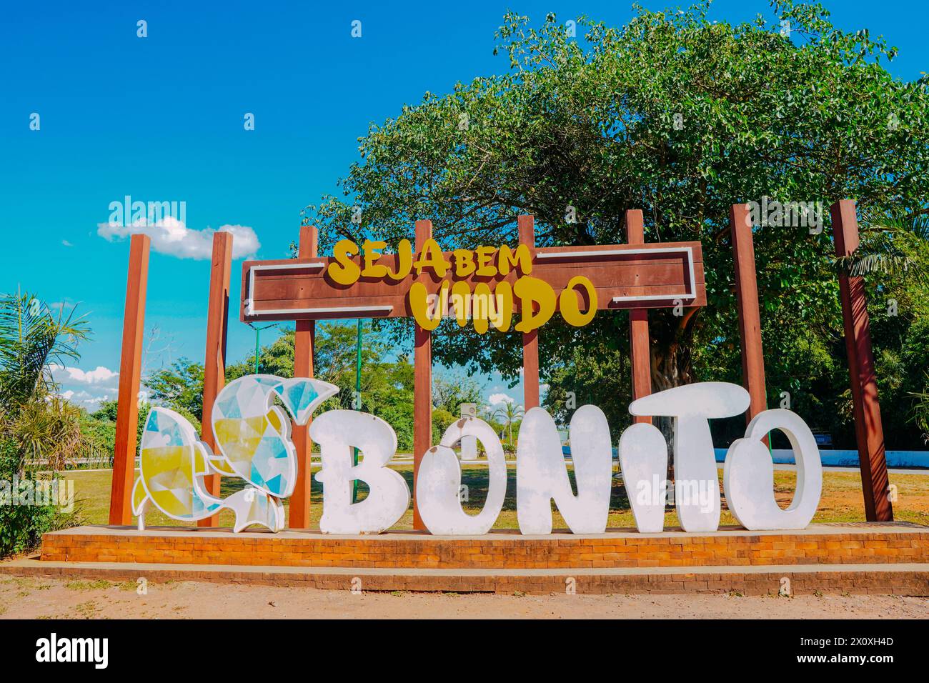 Monument written Welcome to Bonito. The city is one of the main ...