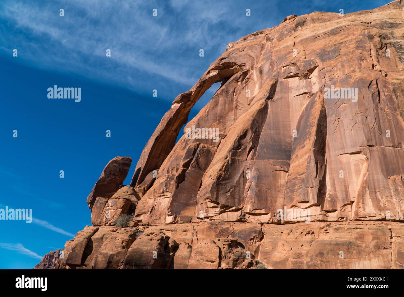 Jug handle arch hi-res stock photography and images - Alamy