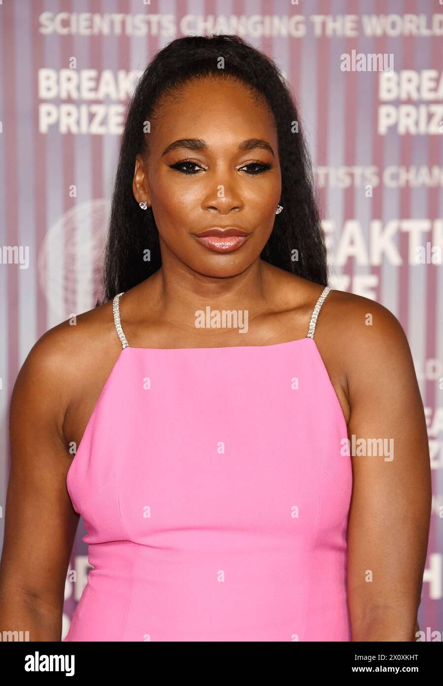 LOS ANGELES, CALIFORNIA - APRIL 13: Venus Williams attends the 10th ...