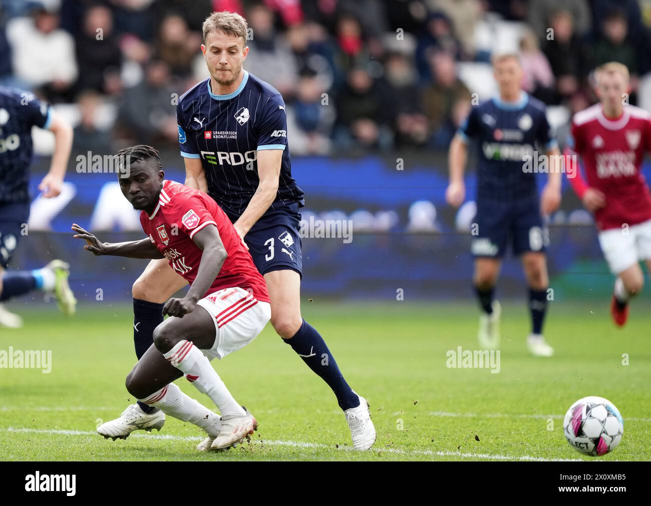 Muse Juwara (VB 11) against Daniel Høegh (Randers 3) Vejle Boldklub and ...
