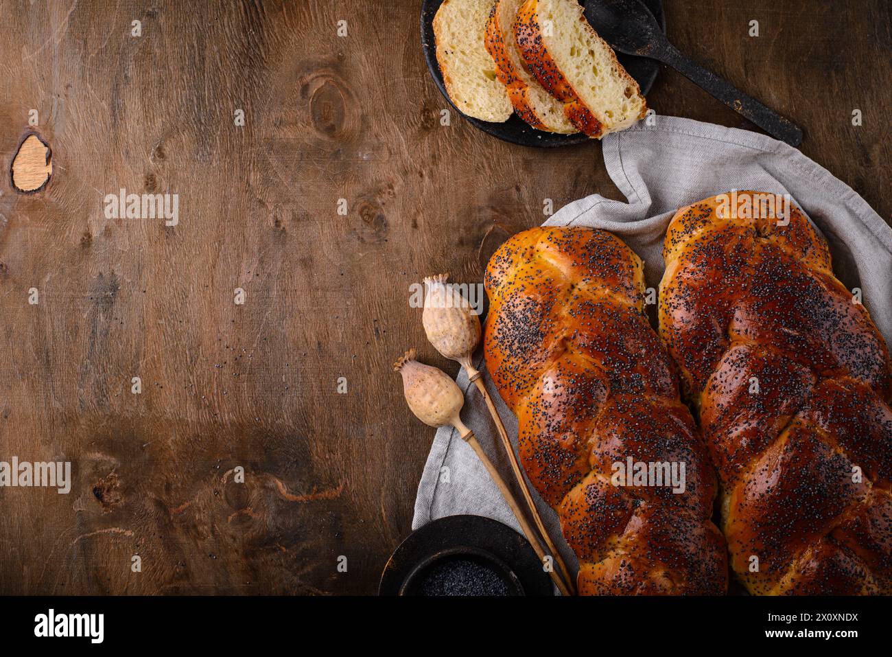Traditional Jewish sabbath Challah bread Stock Photo - Alamy